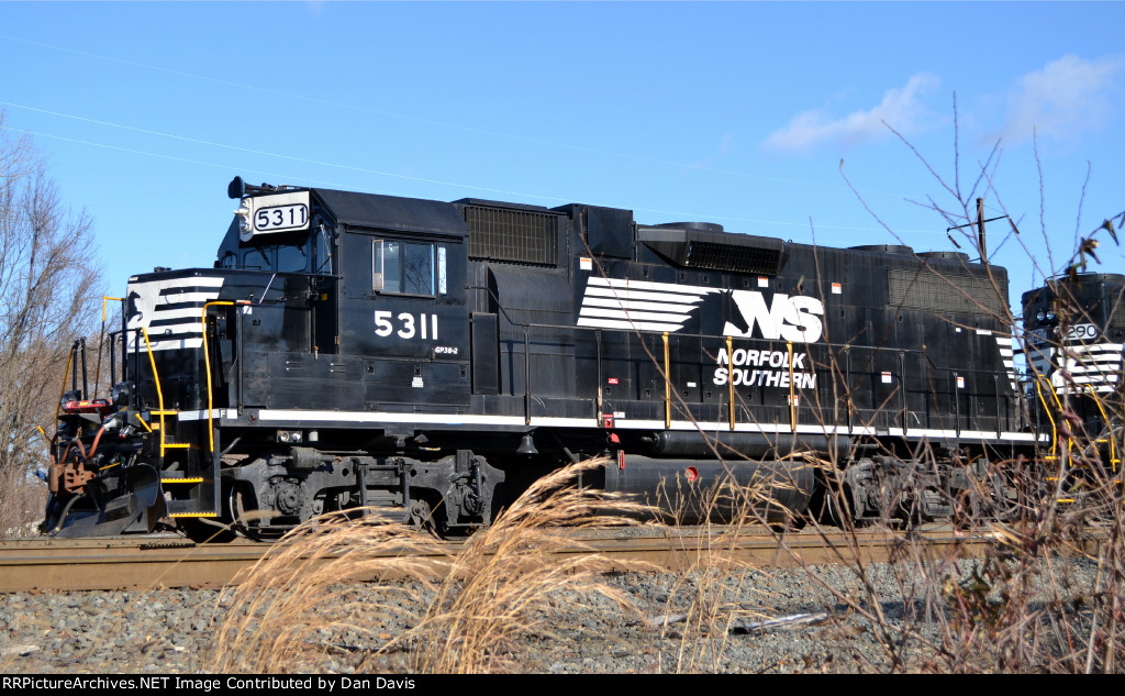 NS GP38-2 5311